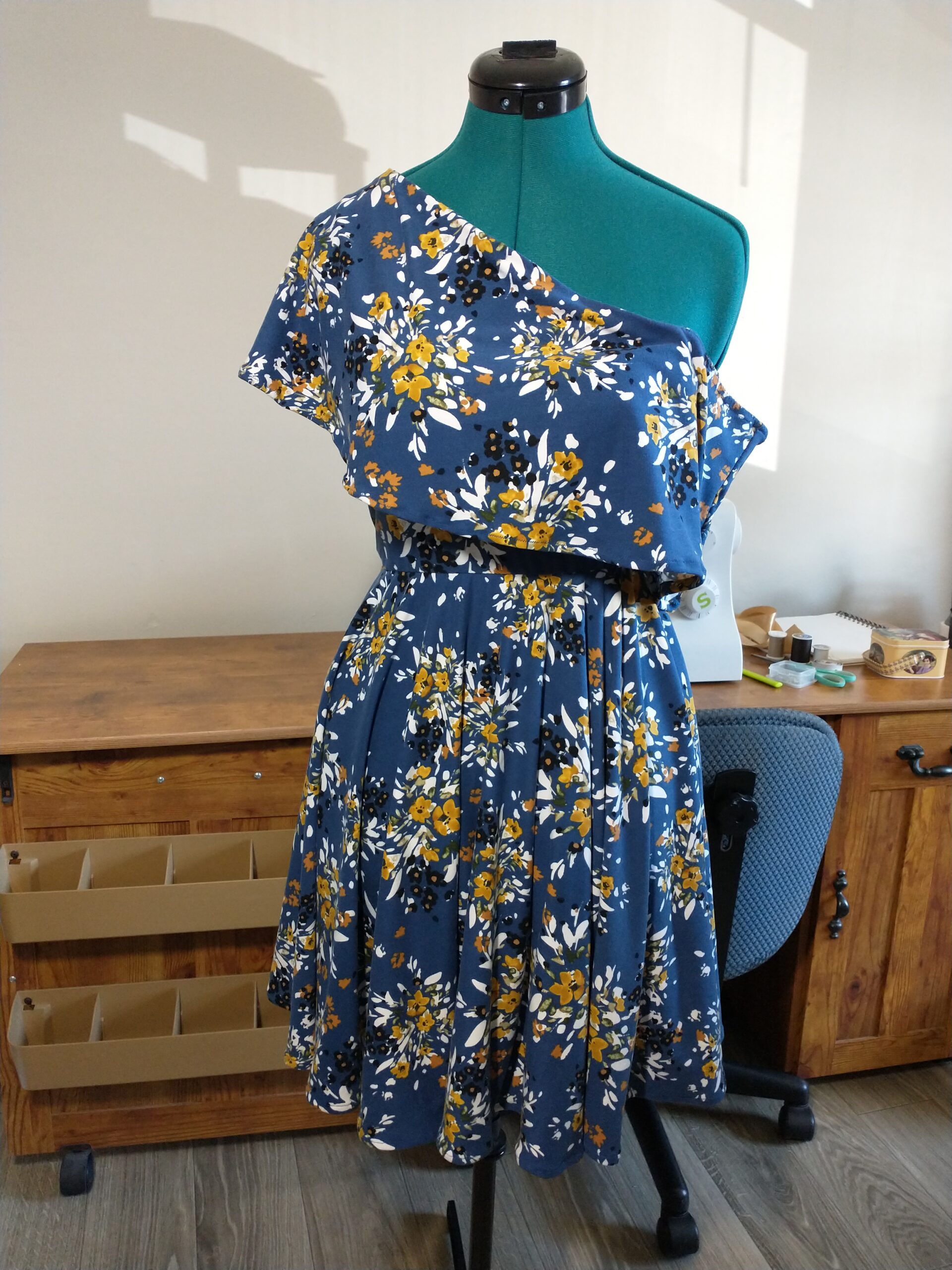 Tiff Sew Crafty – Documenting my design & pattern drafting journey